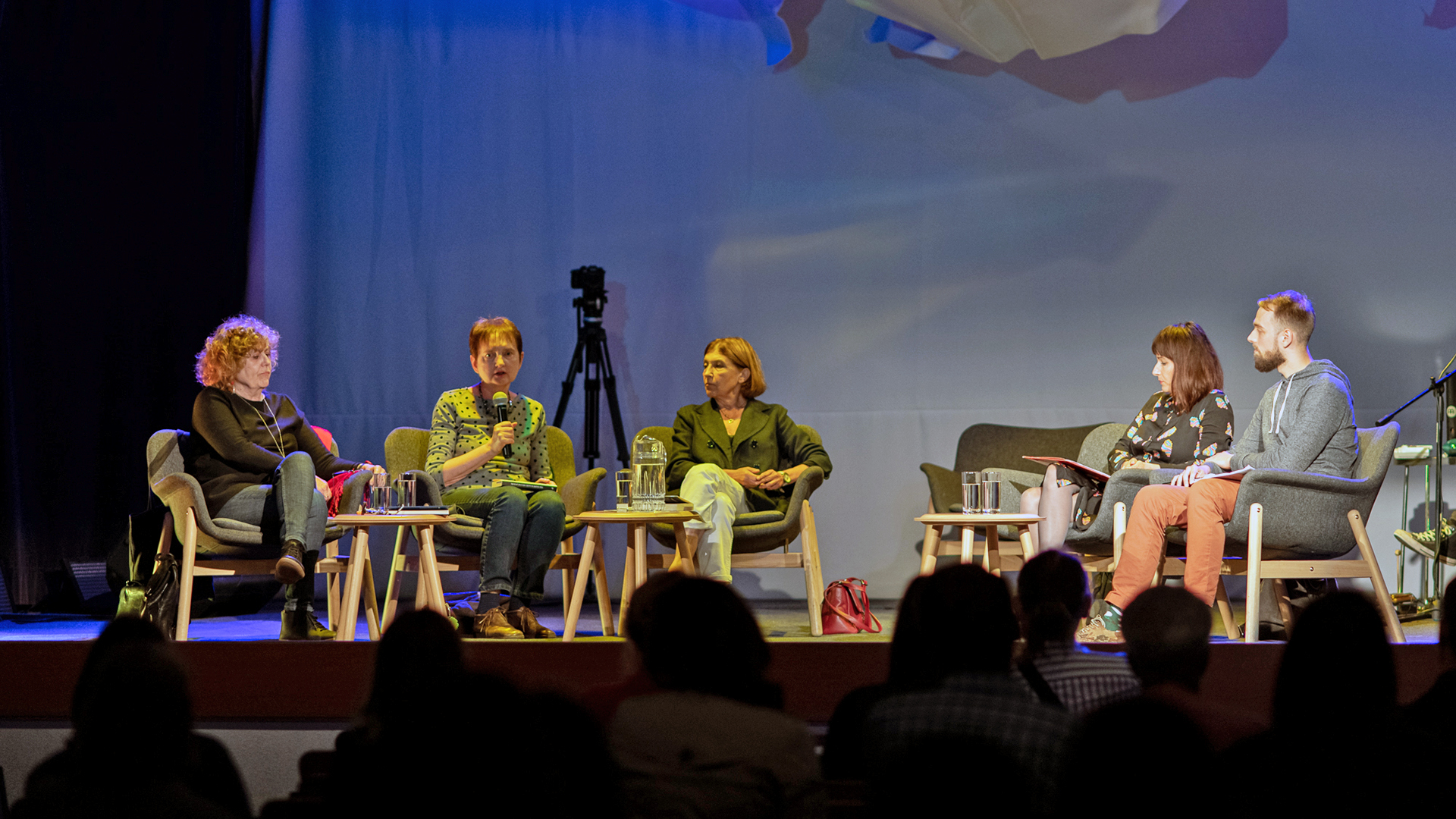 Kroniki ukrytej prawdy, Sroga zima oraz Biblia i inne historie :: Biuro ...